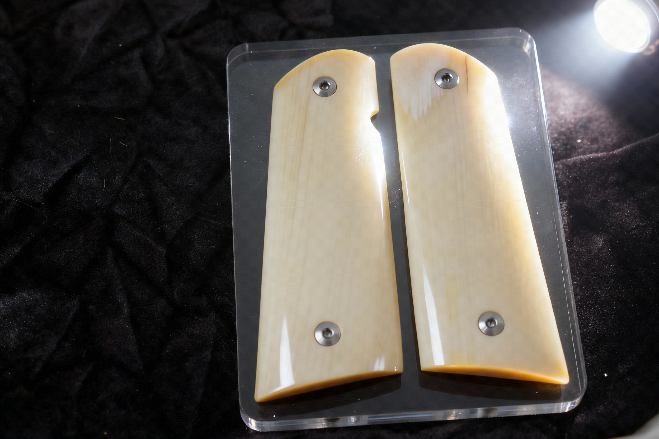 INTERIOR MAMMOTH IVORY 1911 GRIPS A-2828 – Gunner Products